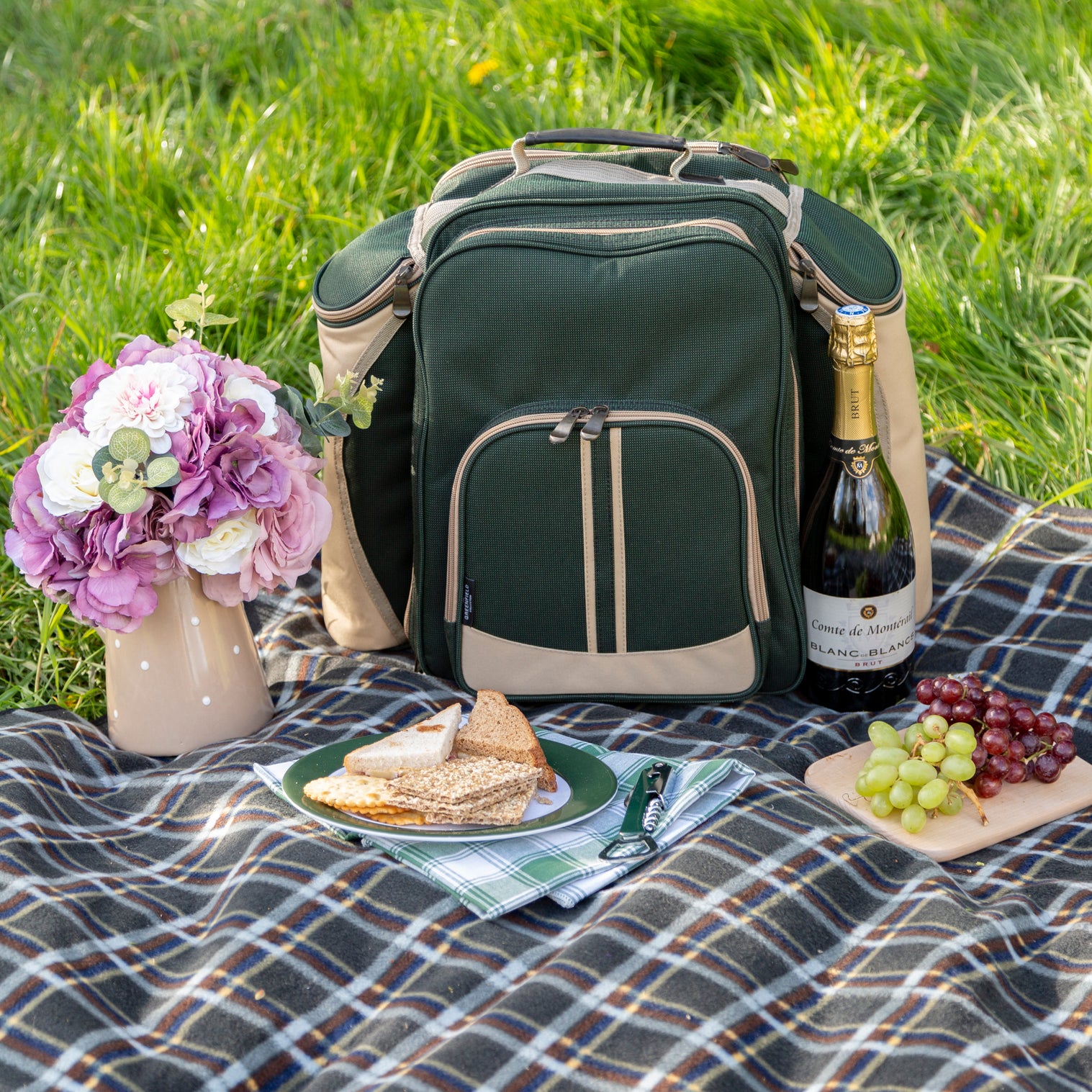 Deluxe Picnic Backpack Hamper for Two People with Matching Picnic ...